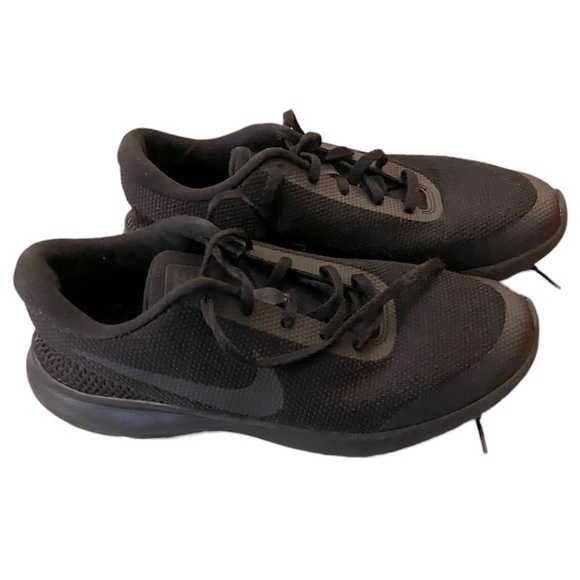 Nike | Shoes | Mens Nike Flex Experience Run 7 Size 75 | Poshmark